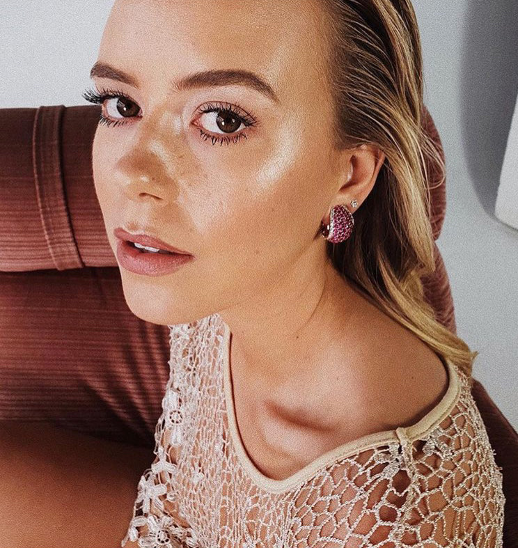 Lucy Heard's Instagram, Twitter & Facebook on IDCrawl